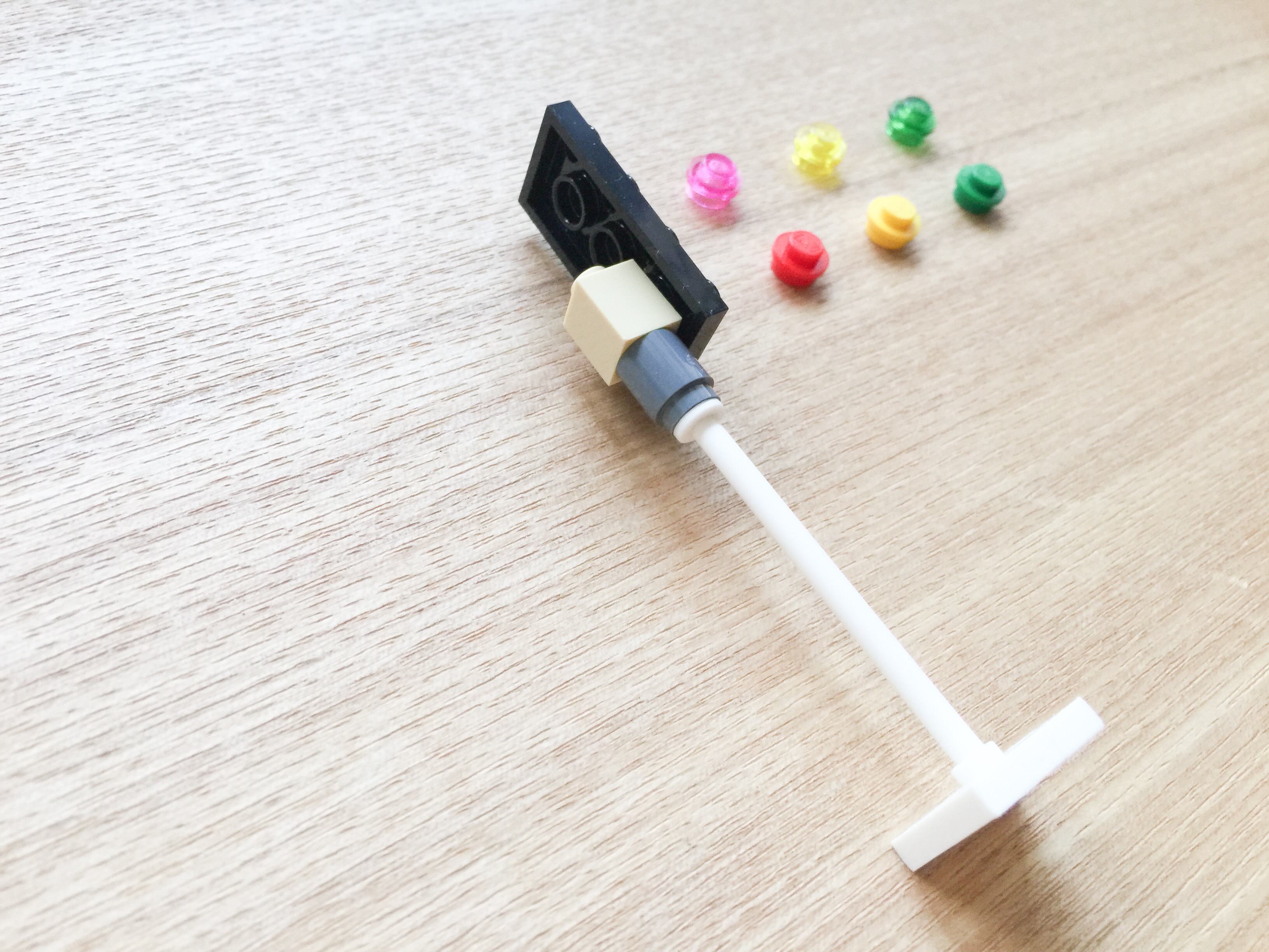 How to Make a Lego Traffic Light with Basic Parts | CORRA LIEW